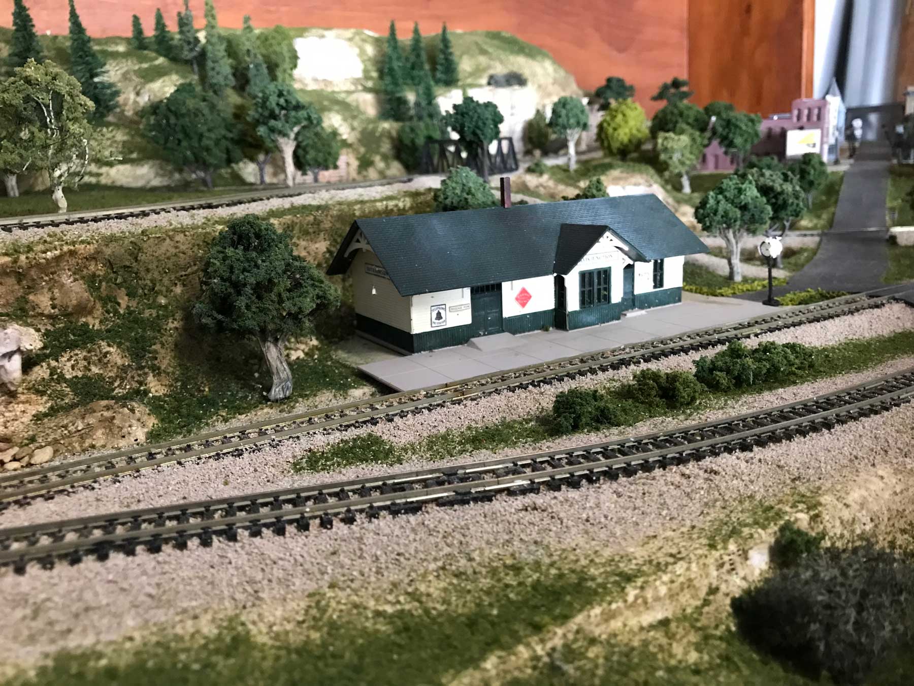 N-Scale Layout – Miniatures by Marti & Steve